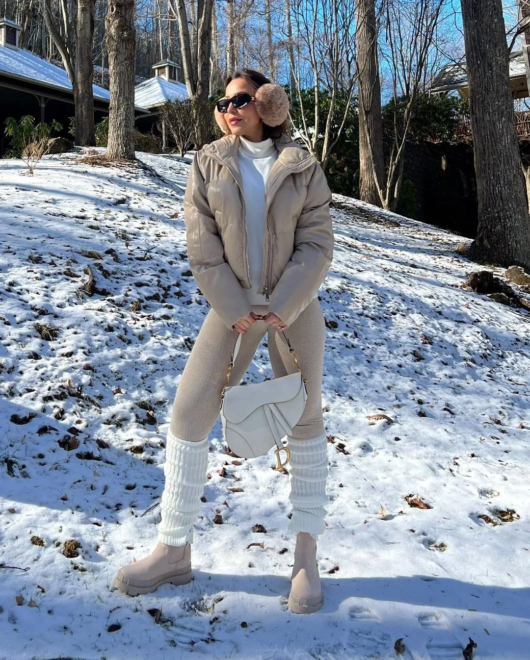 20+ ADORABLE WINTER OUTFITS FOR FREEZING COLD WEATHER - outfitstrends.com