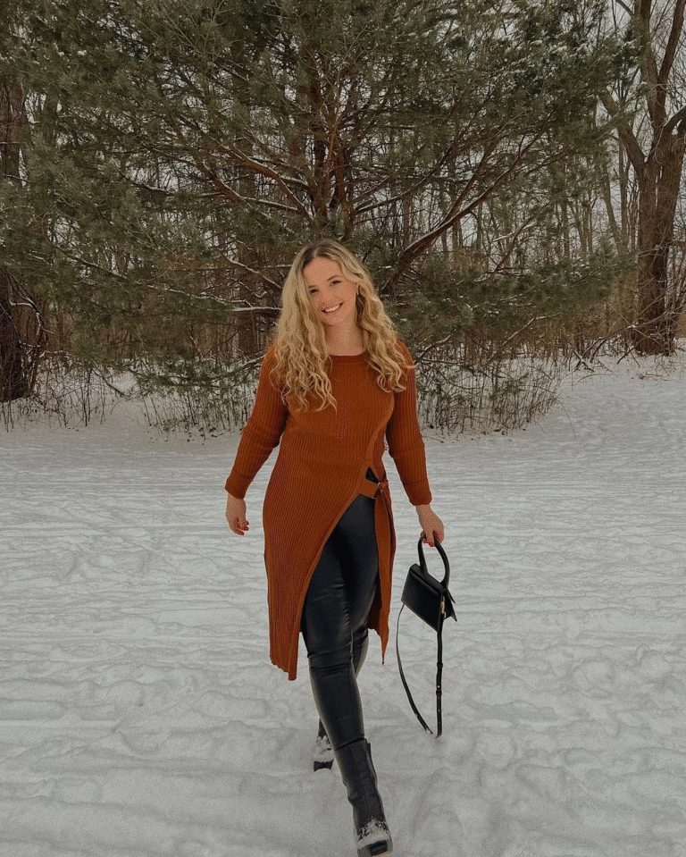 20+ ADORABLE WINTER OUTFITS FOR FREEZING COLD WEATHER - outfitstrends.com